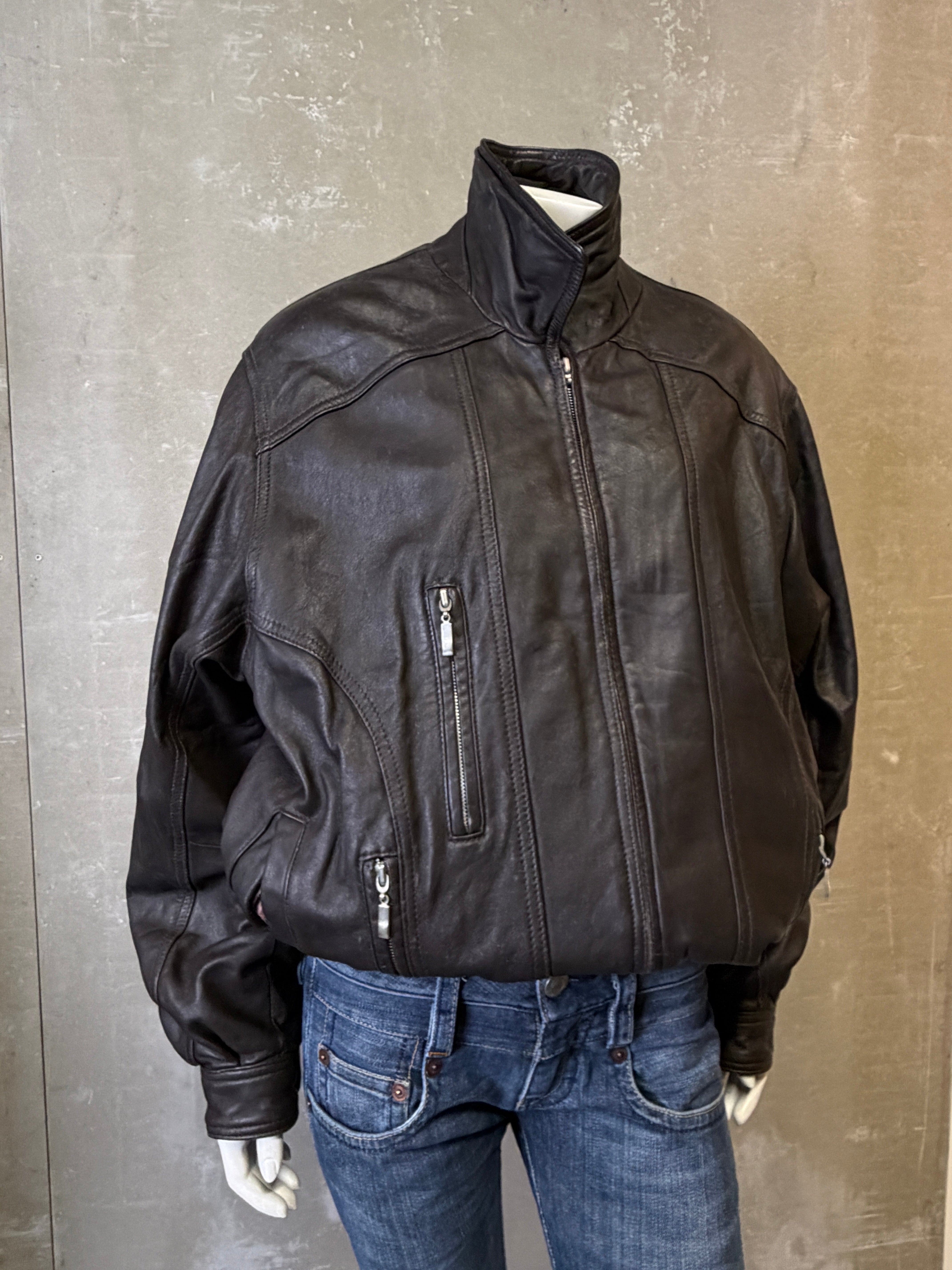 Leðurbomber – Spúútnik Reykjavík